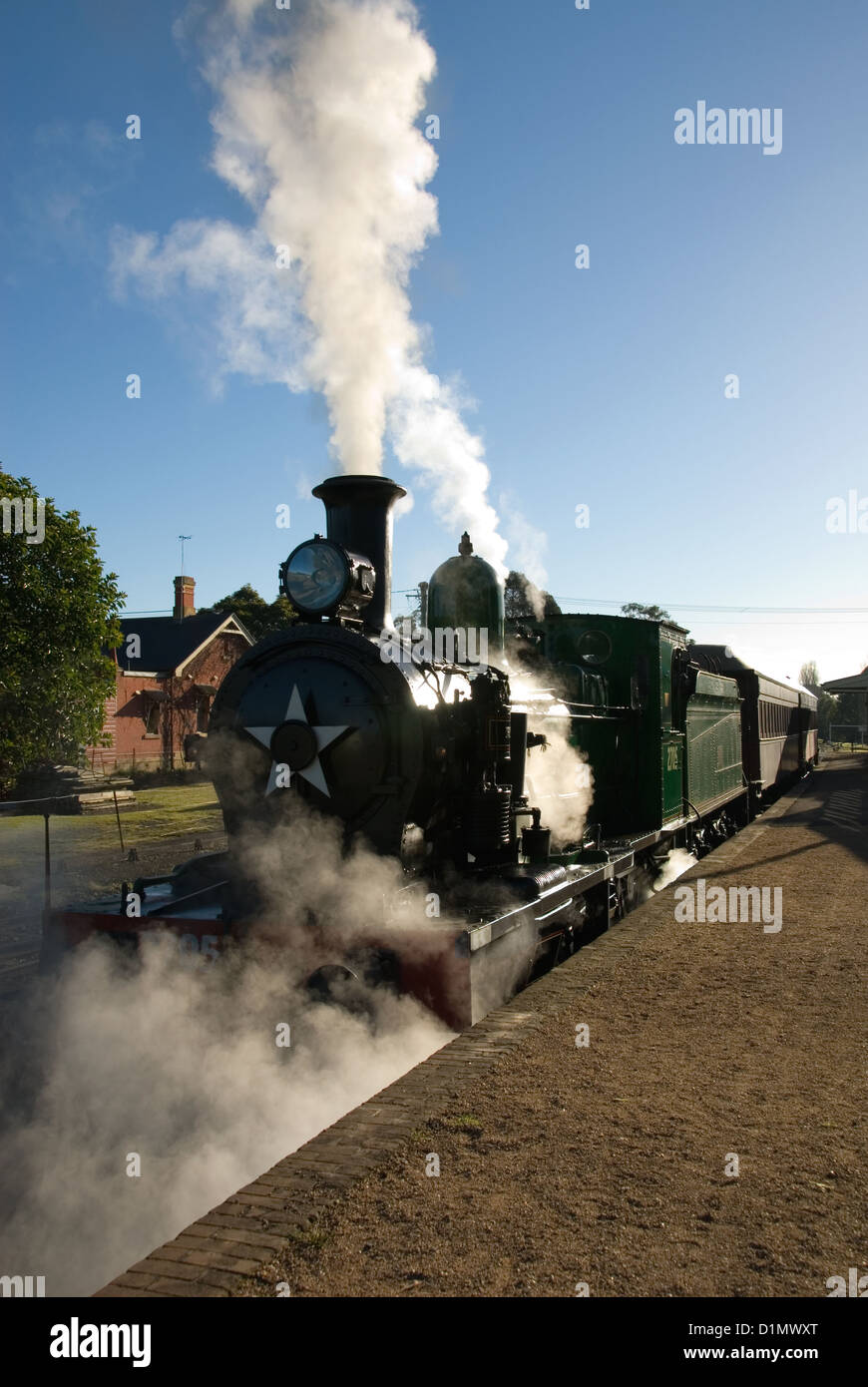 Chimney railway lines locomotive hi-res stock photography and images ...