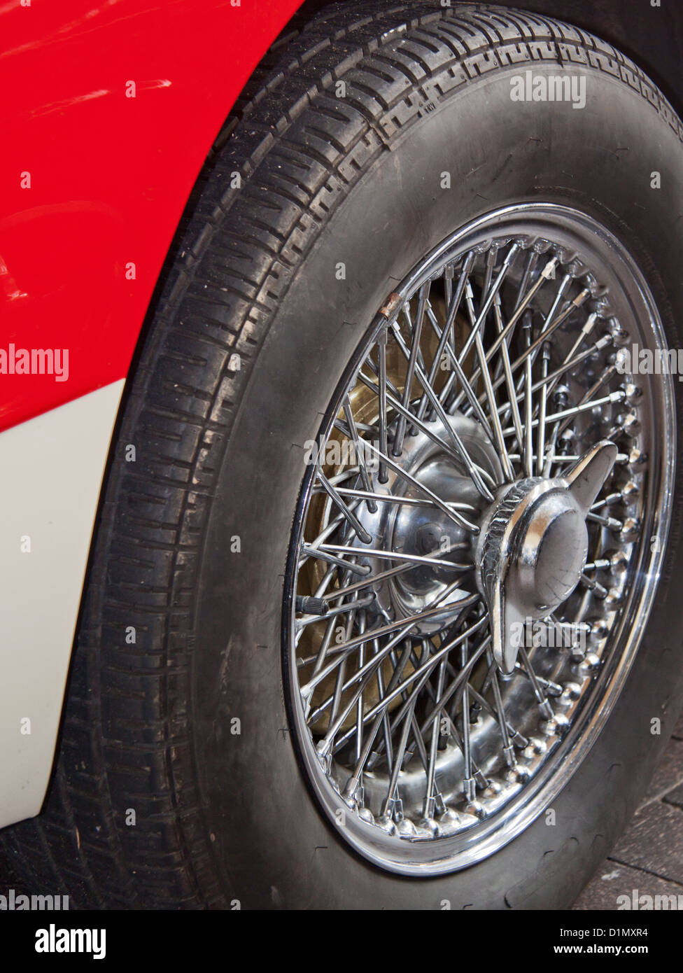 Vintage Auto Spoke Wheel Stock Photos & Vintage Auto Spoke Wheel Stock ...