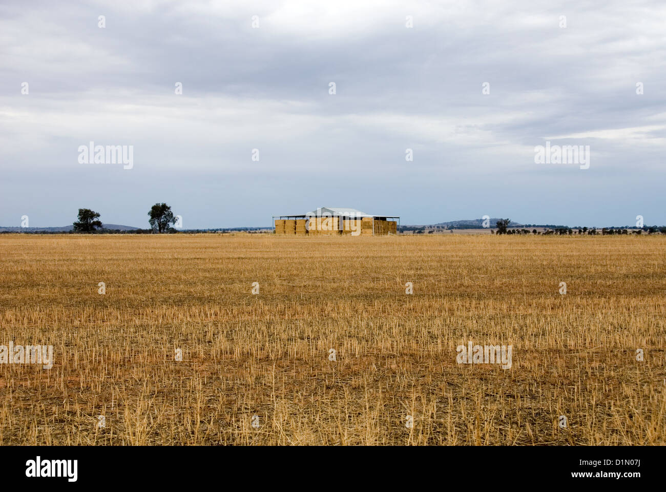 Hay storage shed hi-res stock photography and images - Alamy