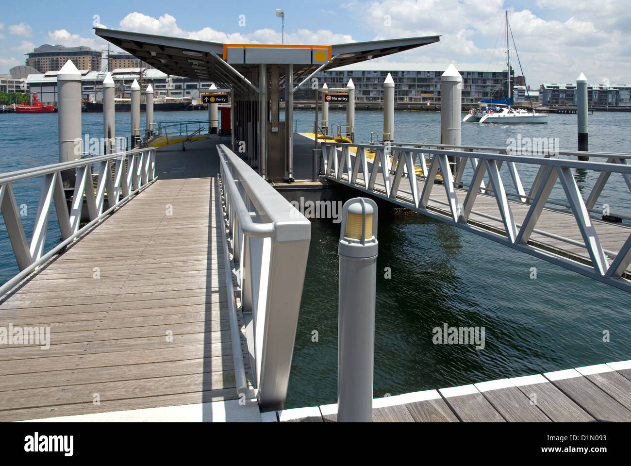 Floating footpath hi-res stock photography and images - Alamy