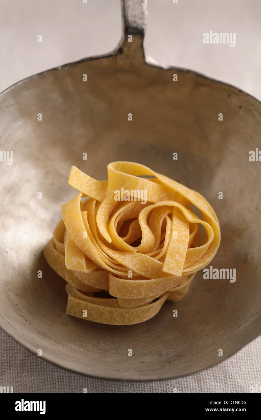 Pasta ladle hi-res stock photography and images - Alamy