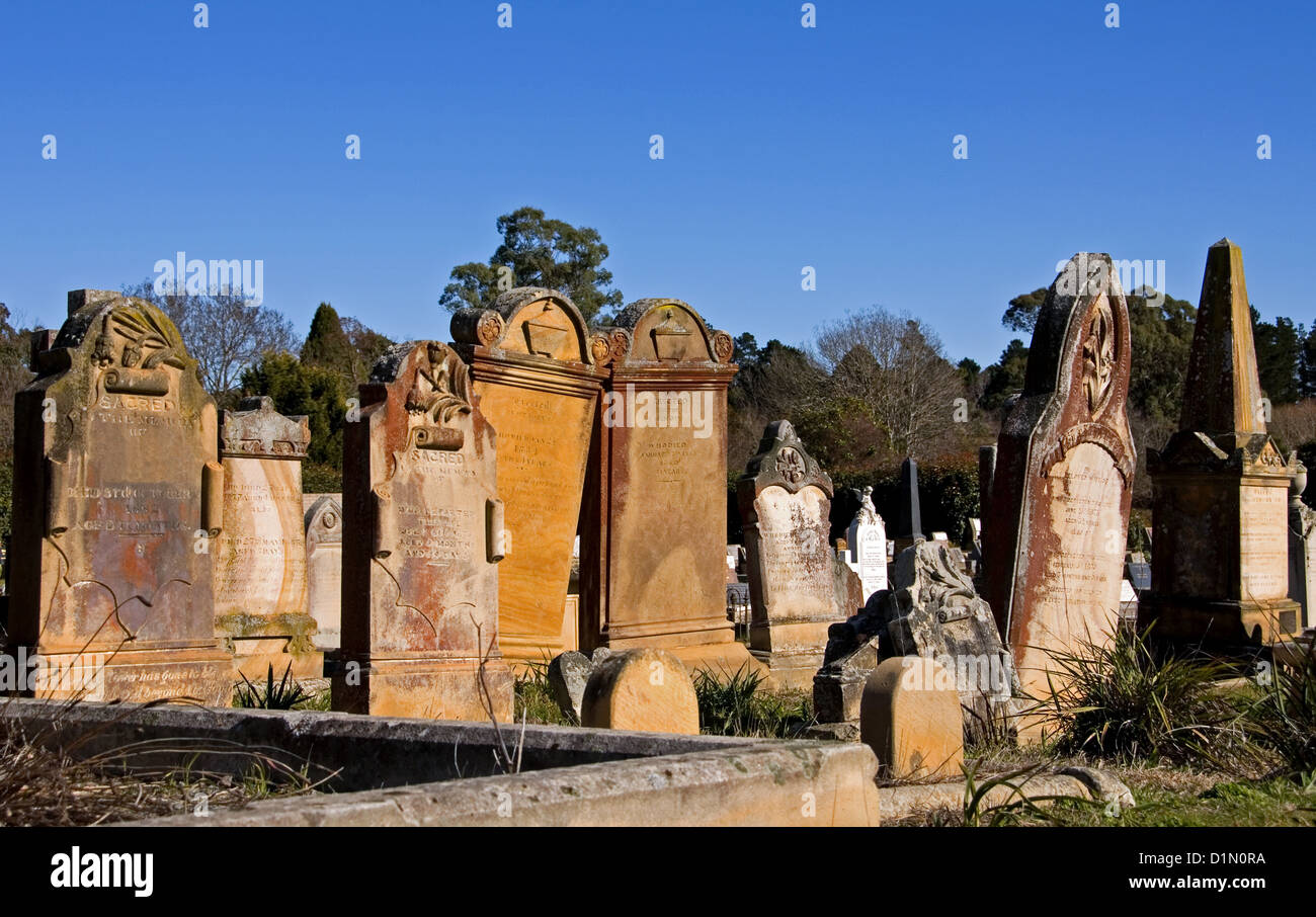 Tombs tombstones hi-res stock photography and images - Alamy