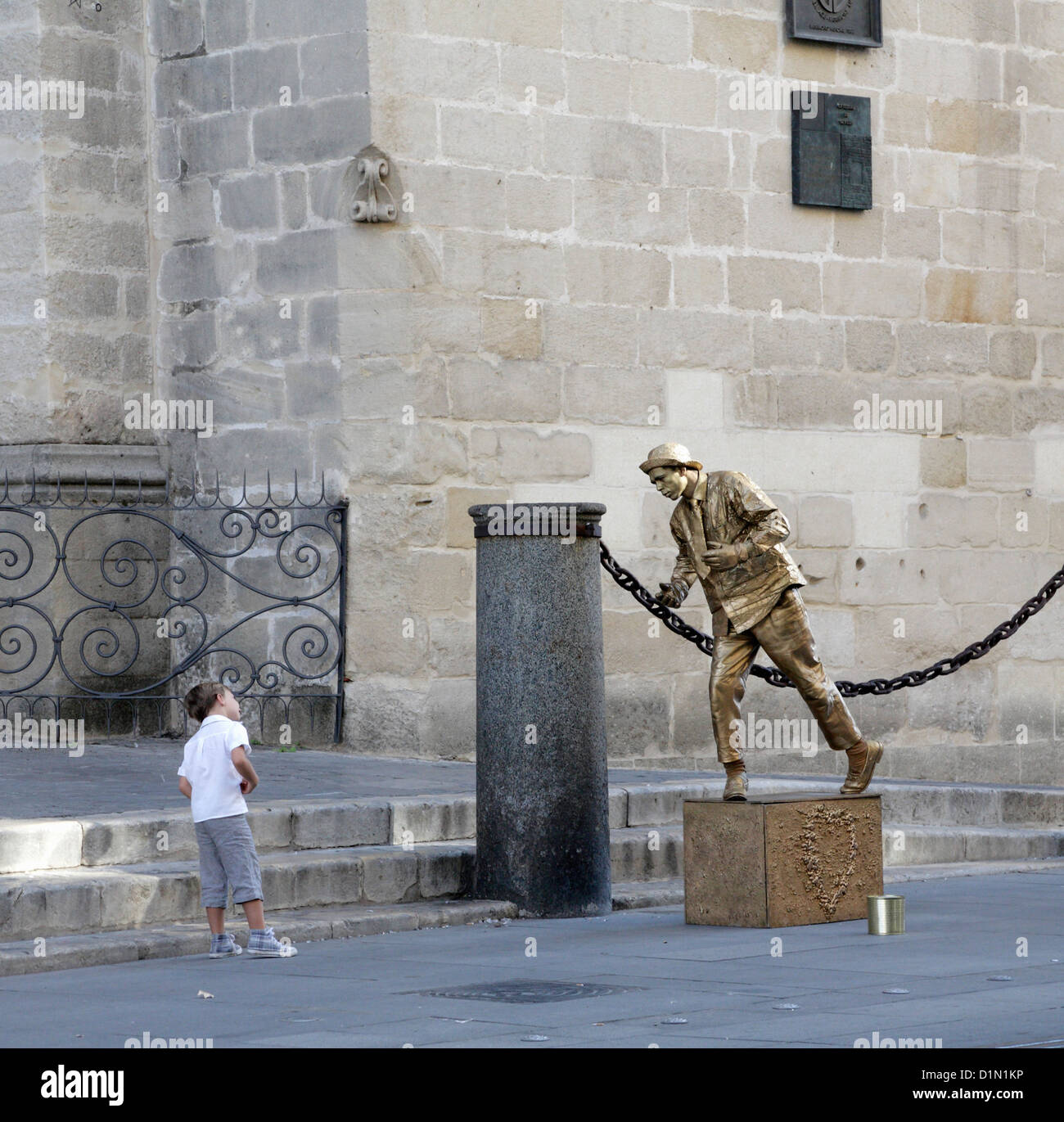 Bronze statue funny hi-res stock photography and images - Alamy