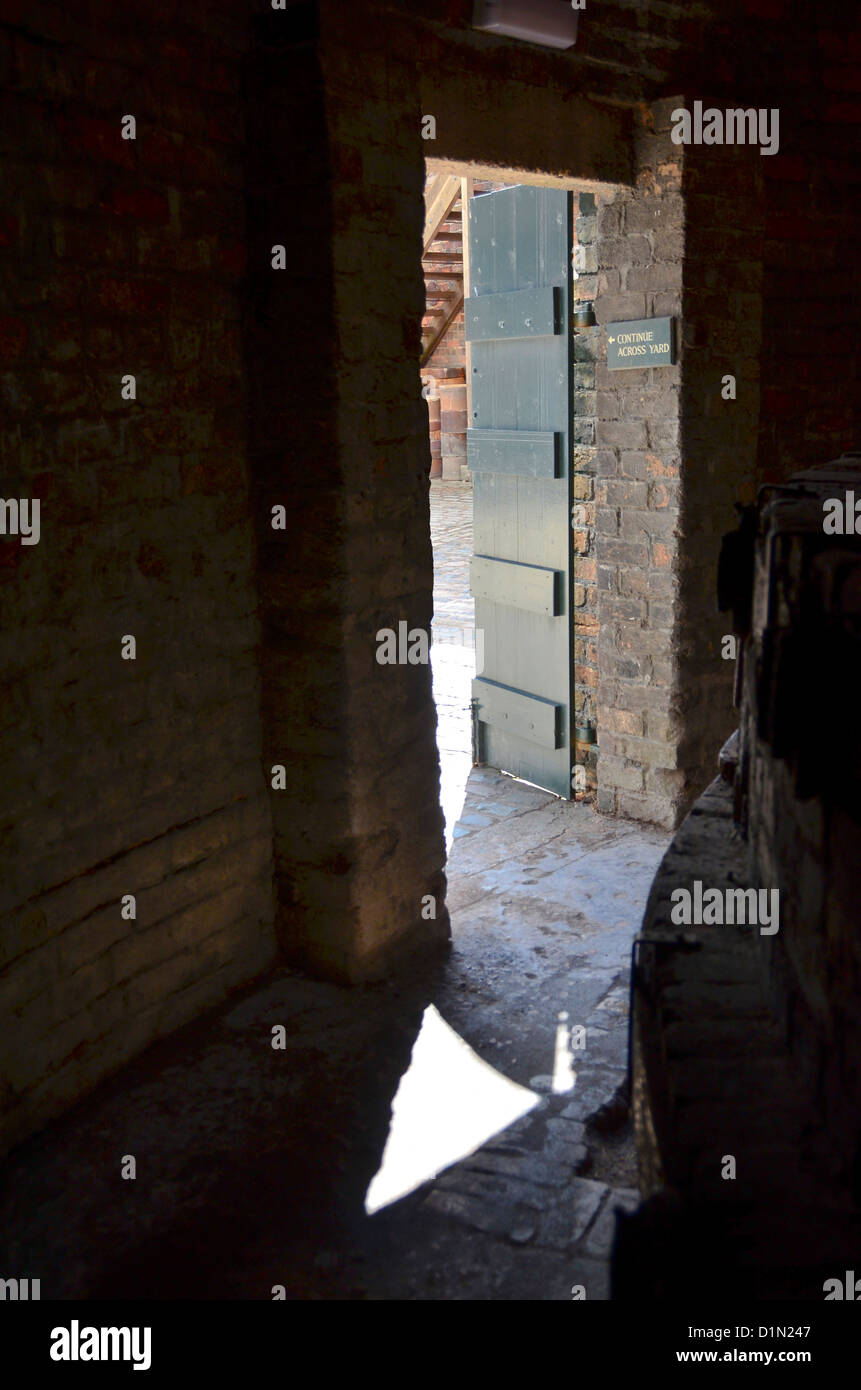 Gladstone Pottery Museum Longton Stoke-on-Trent Bottle Kiln Interior ...