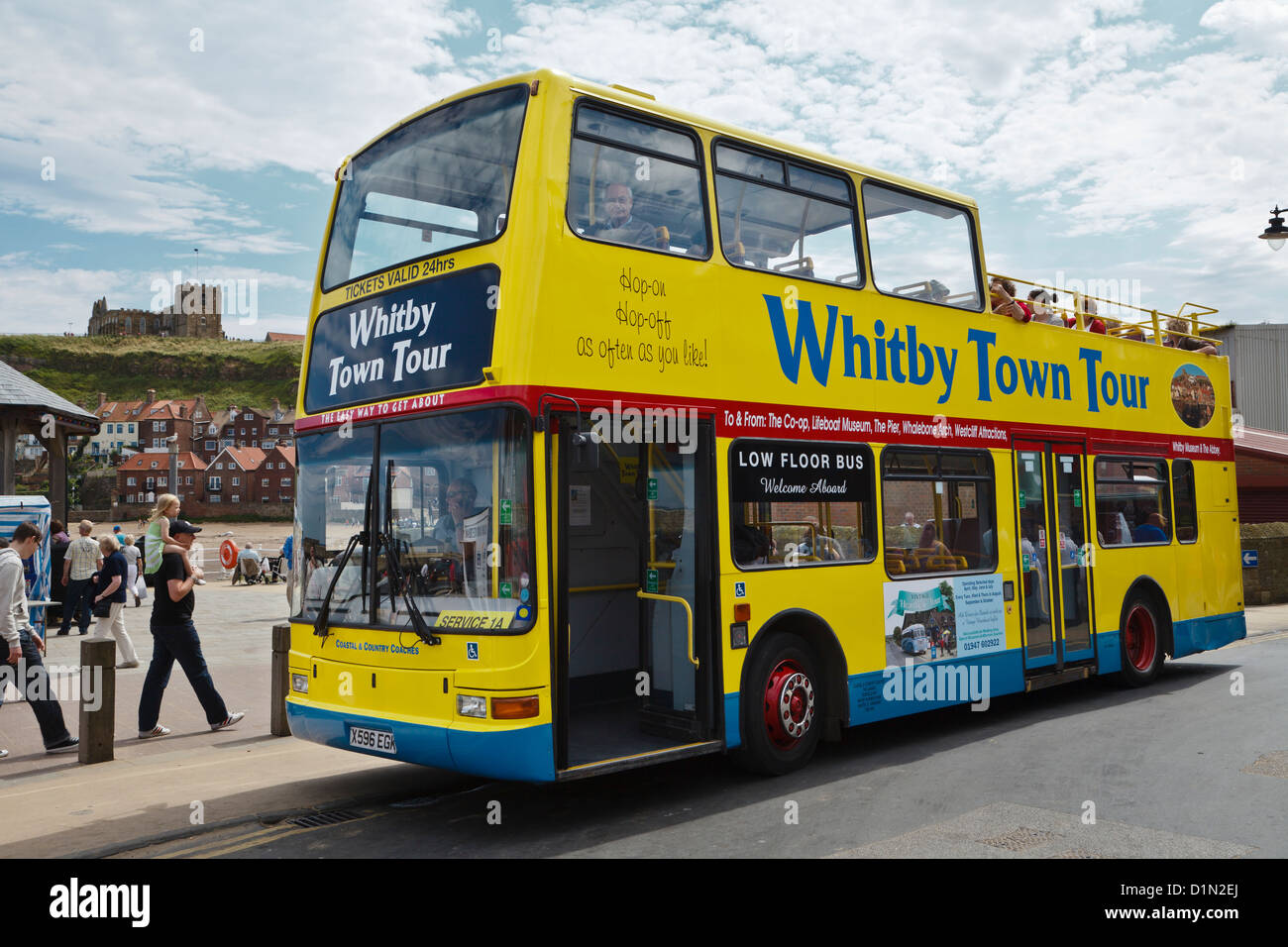 Whitby open top bus tour hi-res stock photography and images - Alamy