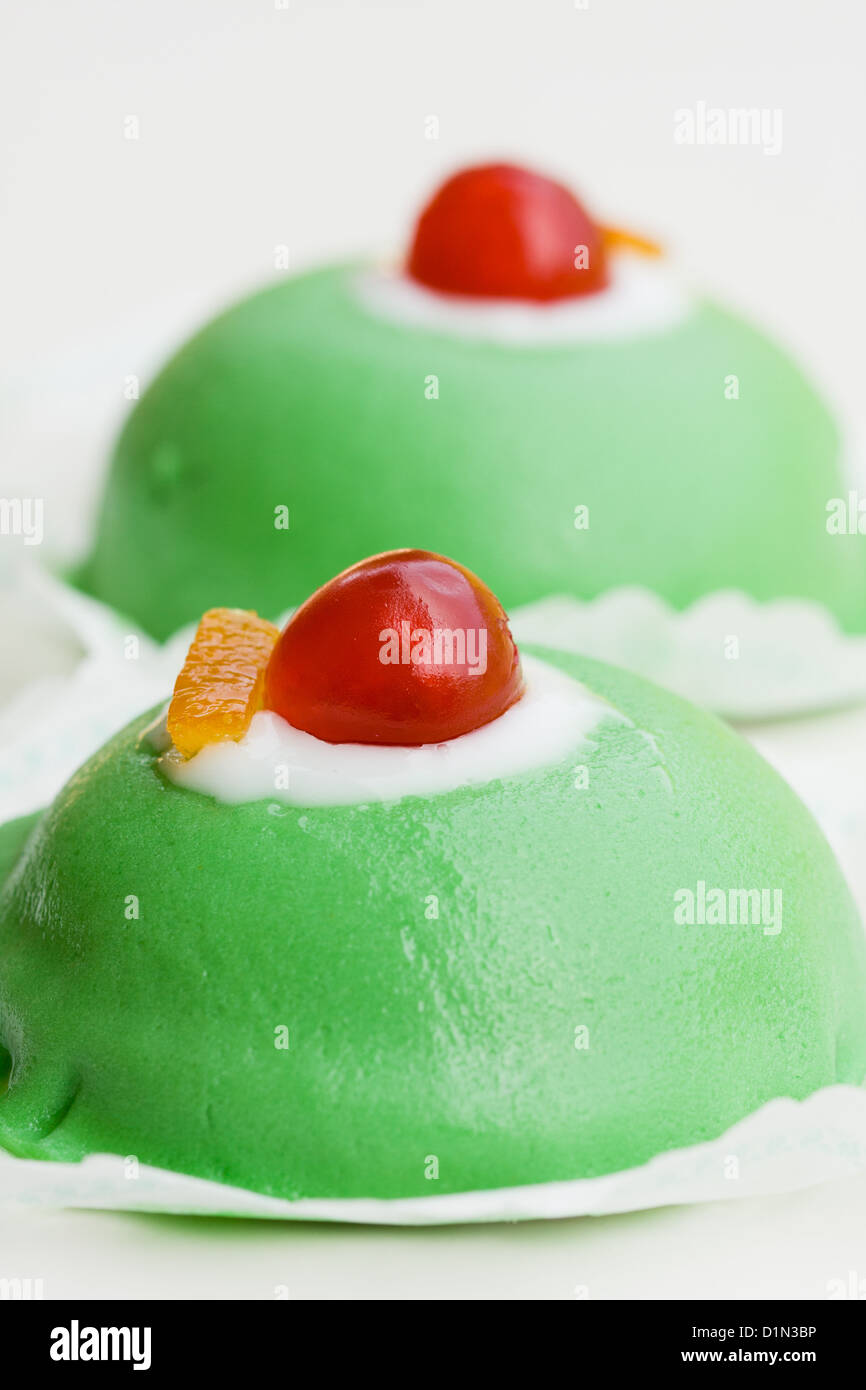 Italian marzipan hi-res stock photography and images - Alamy