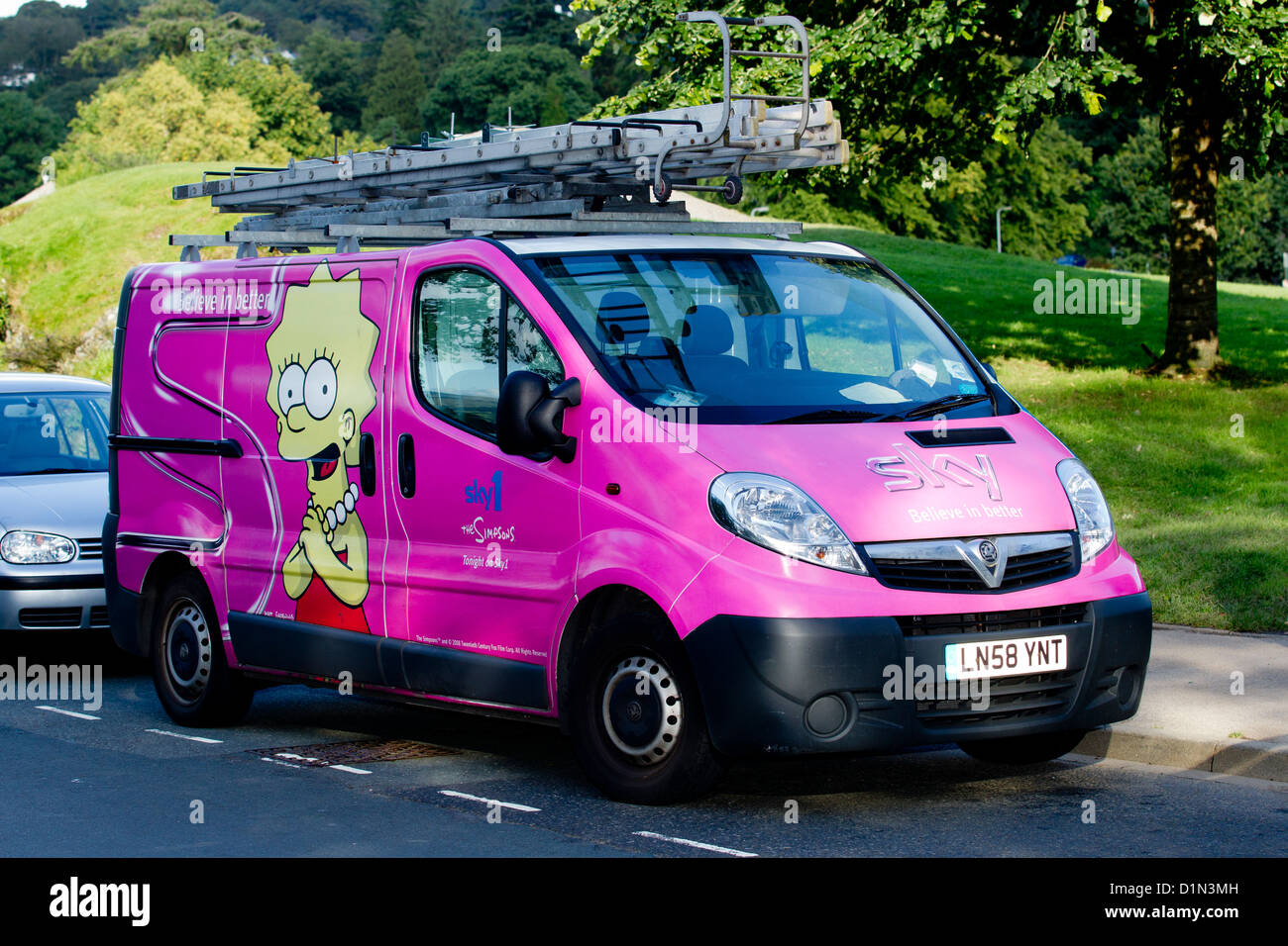 The simpsons sky hi-res stock photography and images - Alamy