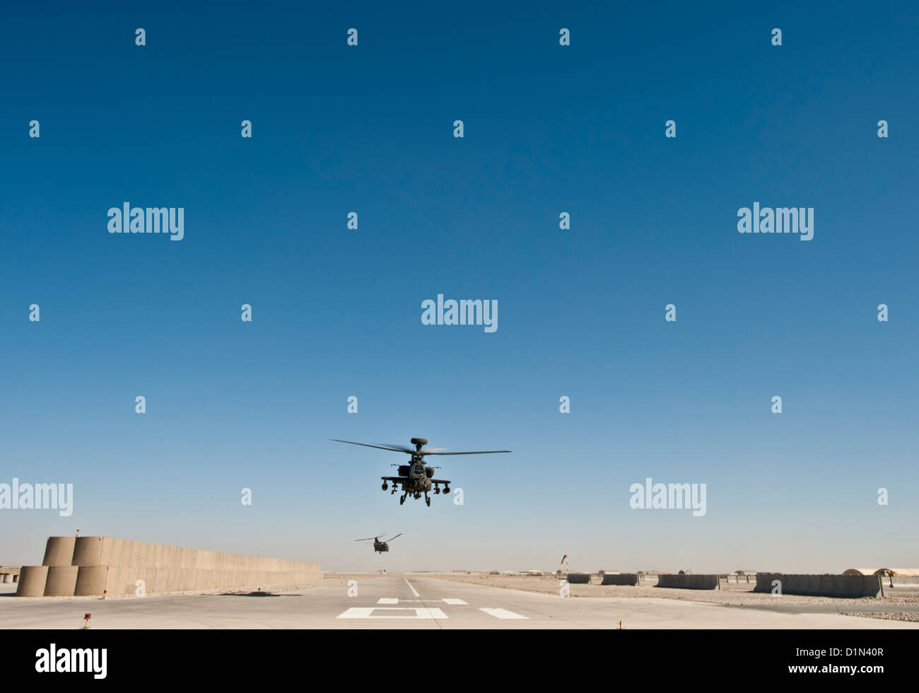 Helicopter hangers hi-res stock photography and images - Alamy