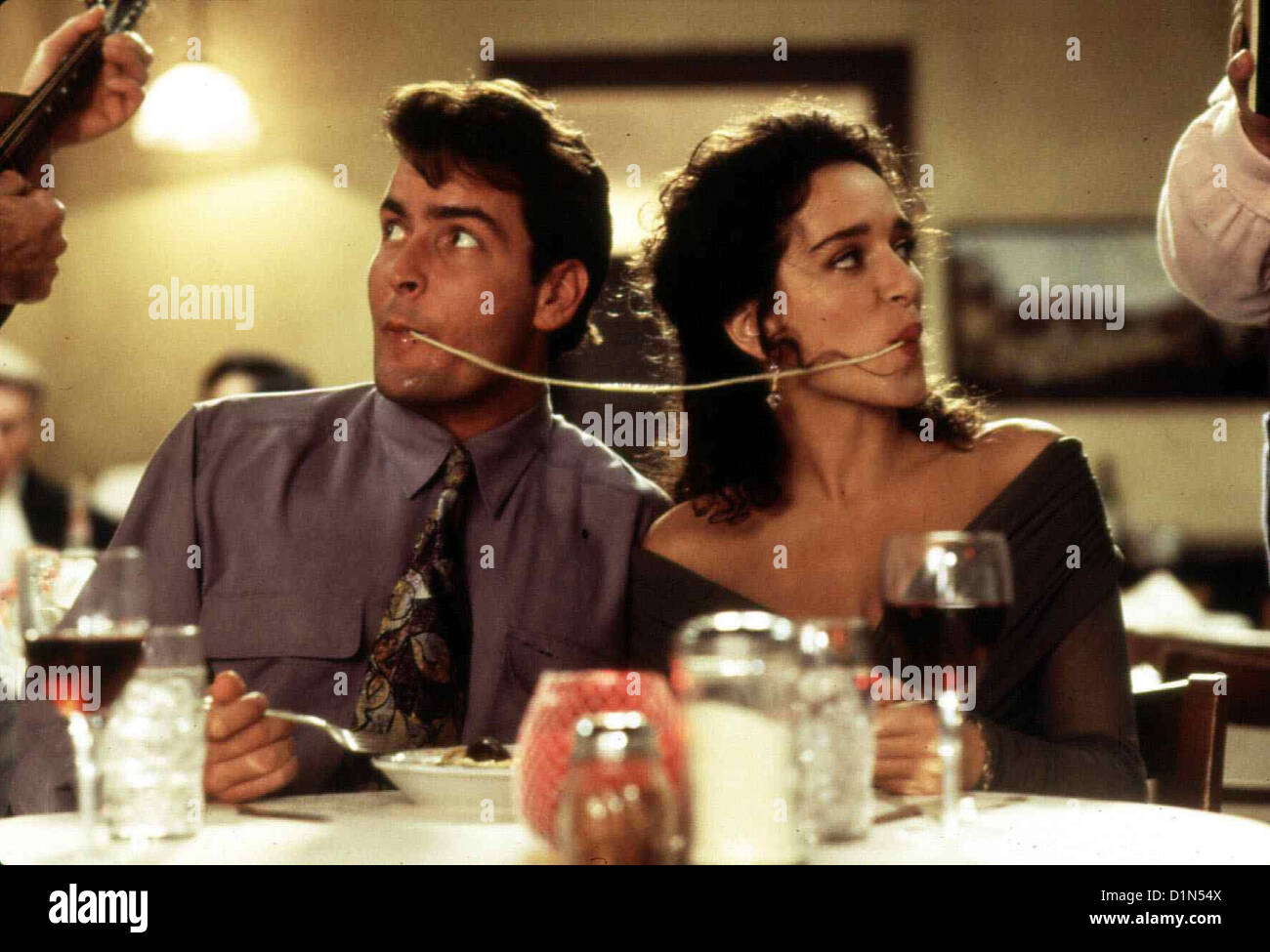 Hot Shots 2: Der 2. Versuch Hot Shots 2 Charlie Sheen, Valeria Golino ...