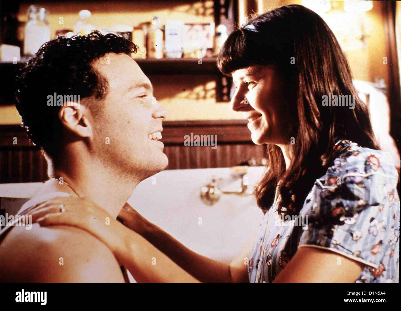 Ein Ganz Normales Wunder Household Saints Vincent D'Onofrio, Tracey ...