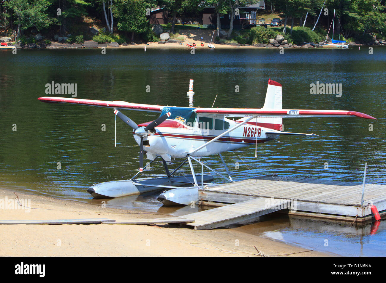 Float plane airplane hi-res stock photography and images - Alamy