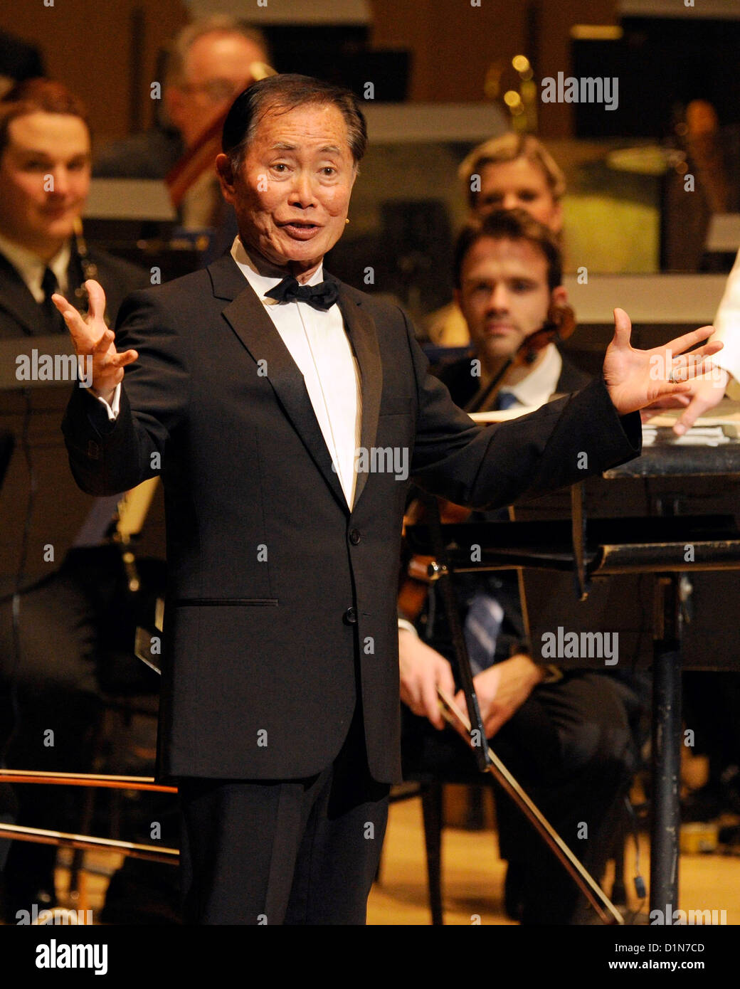 Actor george takei hi-res stock photography and images - Alamy