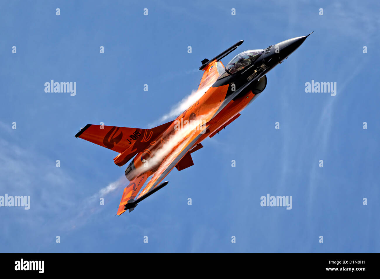 F16 orange lion hi-res stock photography and images - Alamy