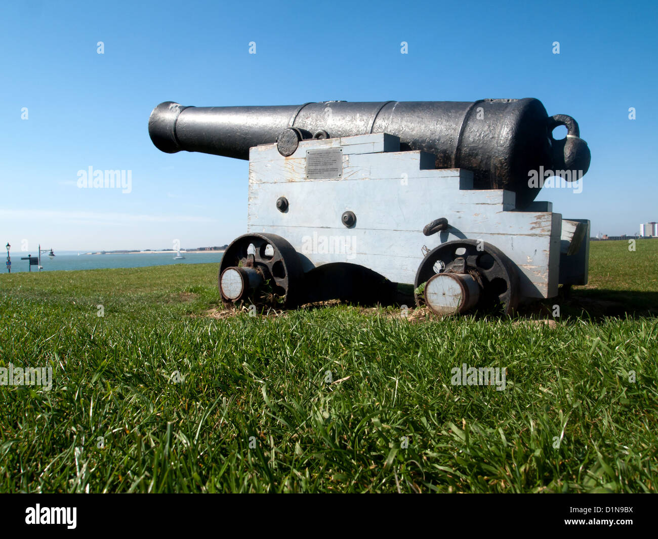 Facing Cannon Stock Photos & Facing Cannon Stock Images - Alamy