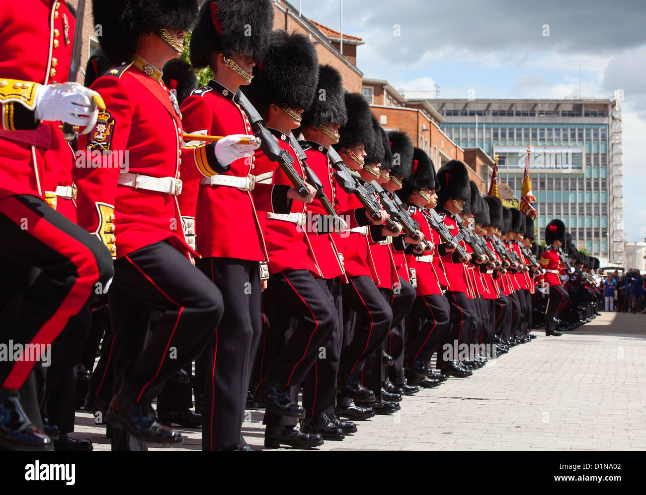 Coldstream guards uniform hi-res stock photography and images - Alamy