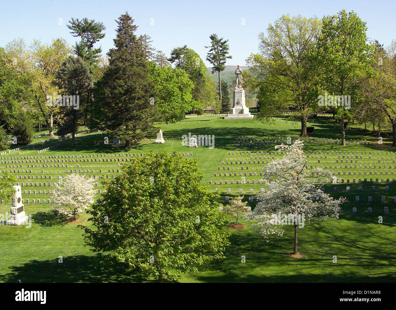 Antietam cemetery hi-res stock photography and images - Alamy