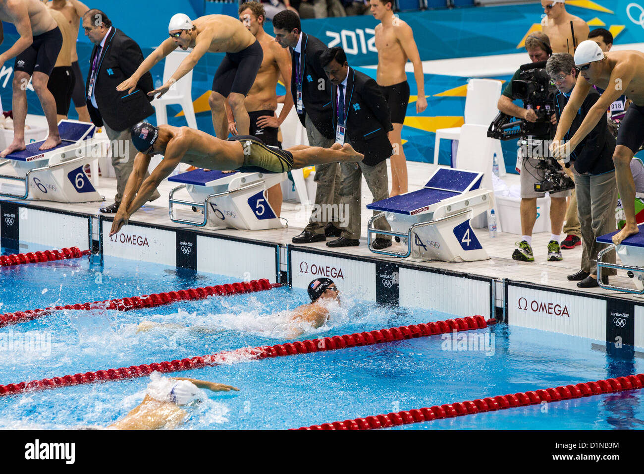 Ricky Berens (USA) starting the 3rd leg with Conor Dwyer finishing in ...