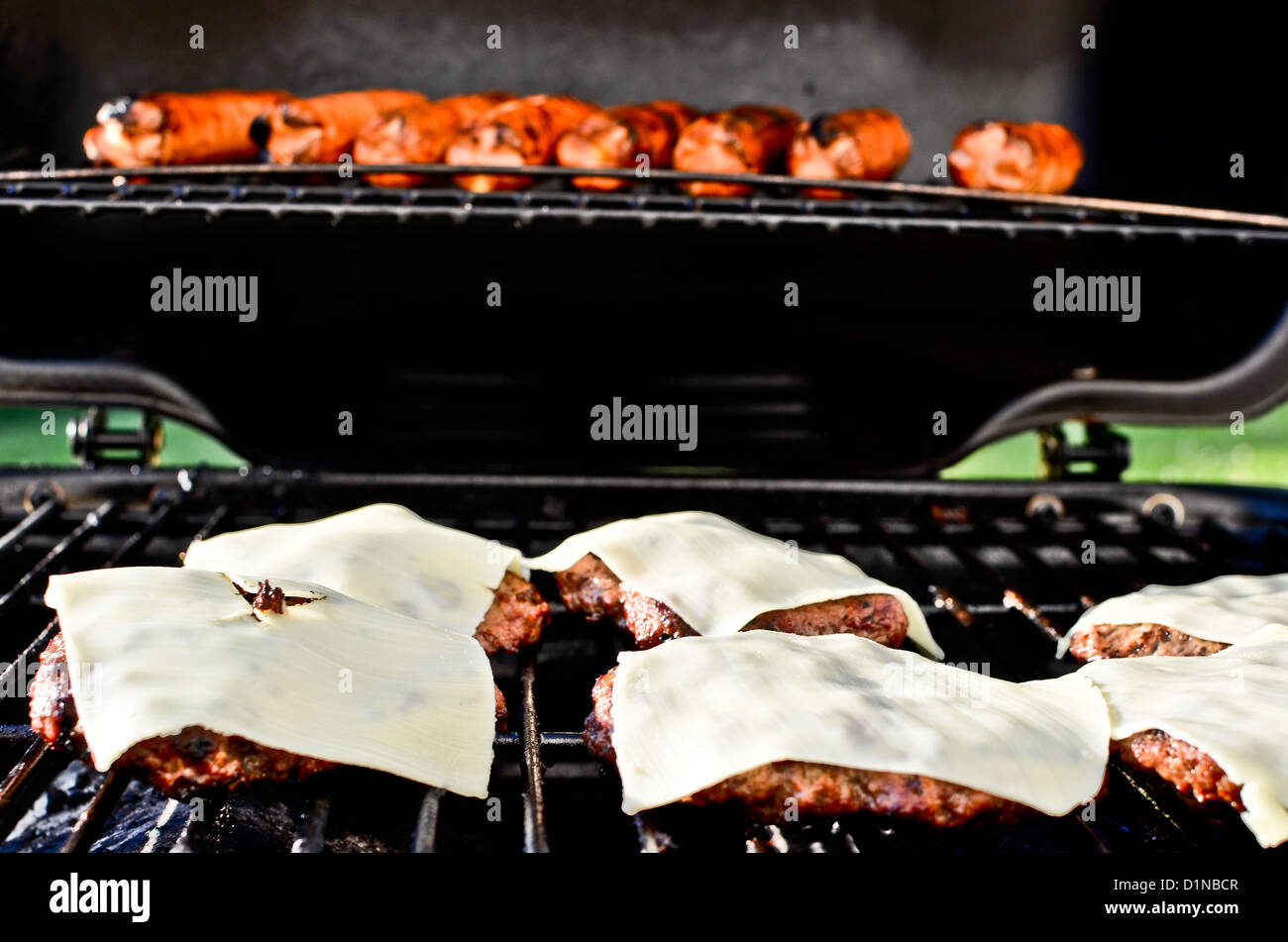 Burgers And Dogs On The Grill at Gail Ervin blog