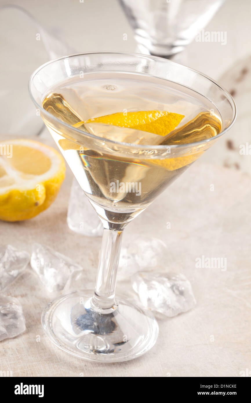 Lemon alcohol hi-res stock photography and images - Alamy