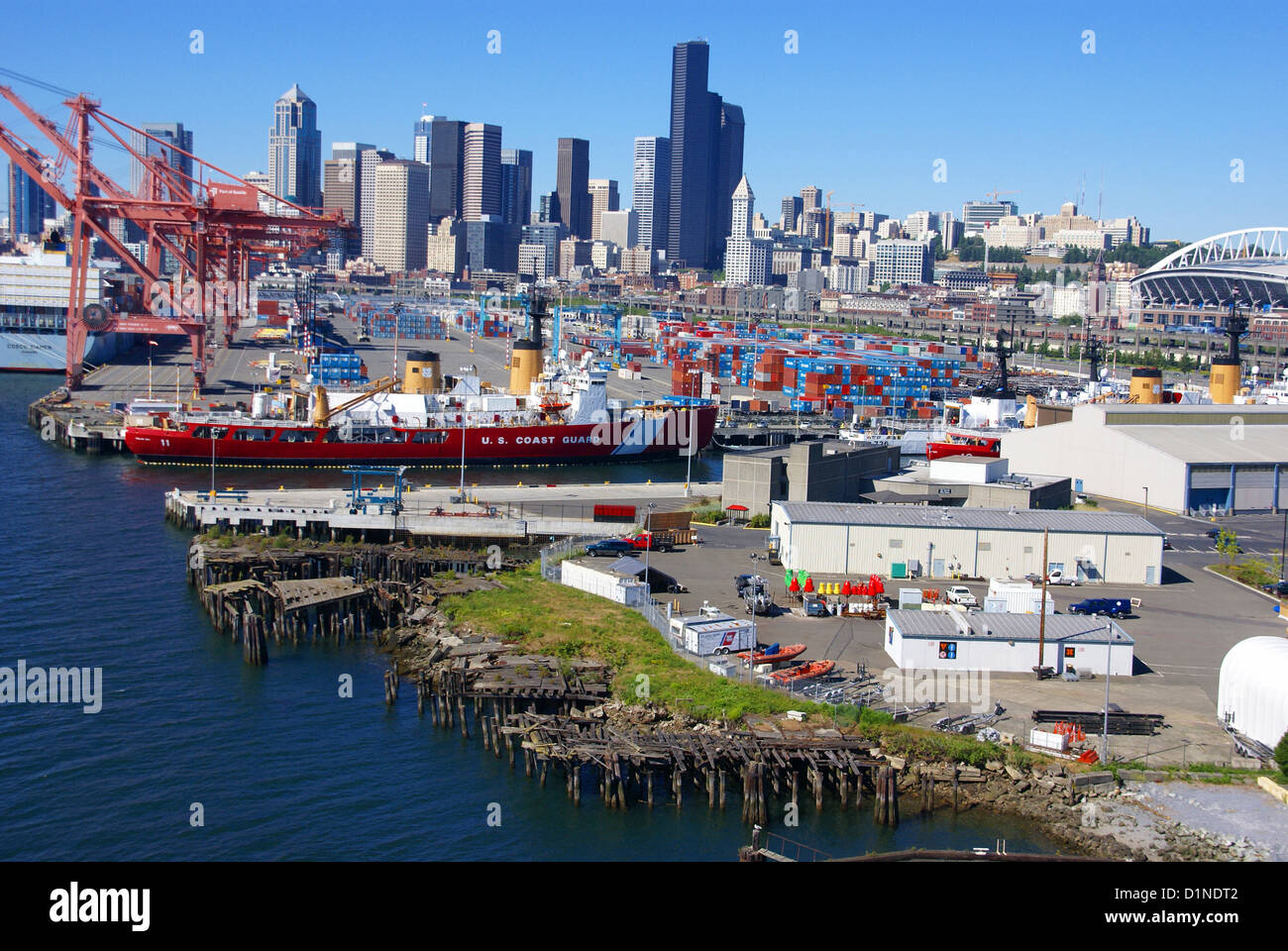 SEATTLE WASHINGTON 27 JUN 2008 - US Coast Guard ship on Seattle ...