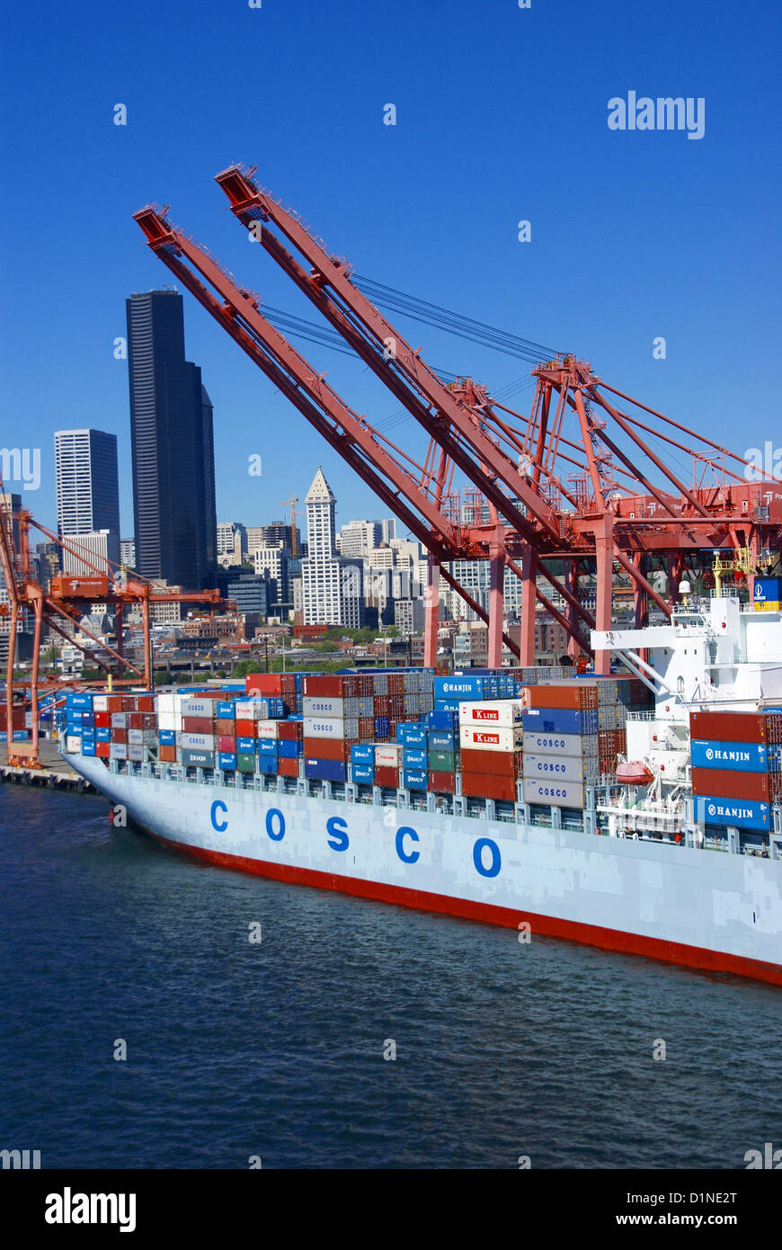 SEATTLE WASHINGTON 27 JUN 2008 - Container ship and dockyard cranes ...