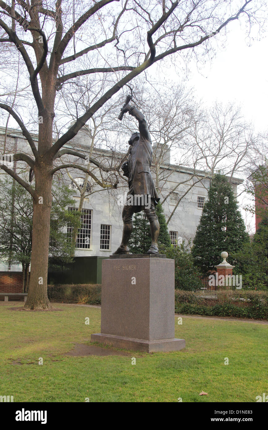 Pennsylvania philadelphia statue george hi-res stock photography and ...