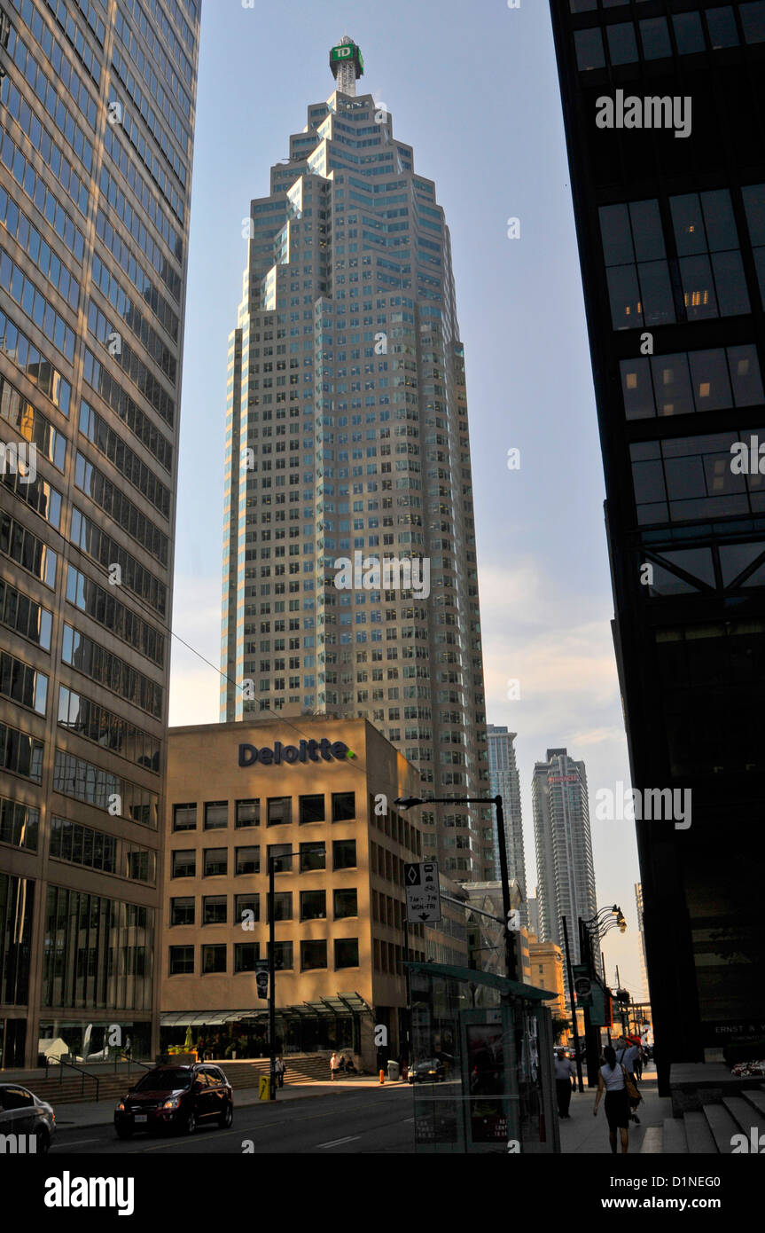Downtown city life Toronto Ontario Canada Stock Photo - Alamy