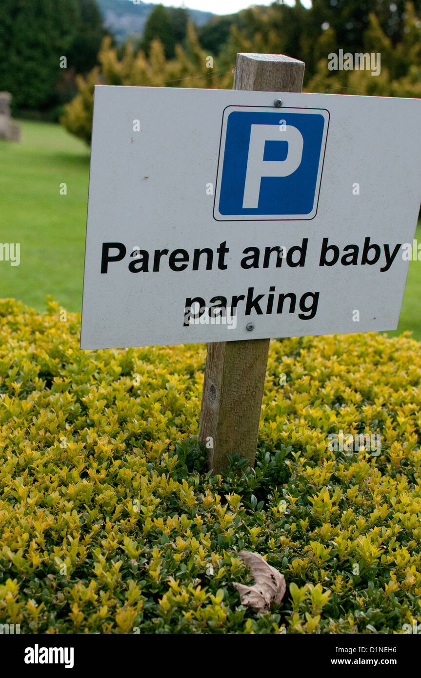 parking sign for parent and baby Stock Photo - Alamy