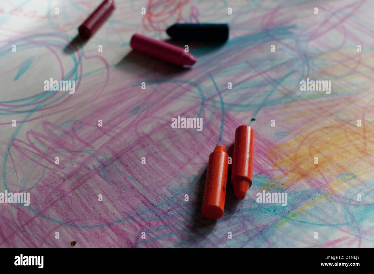 crayons and paper Stock Photo - Alamy