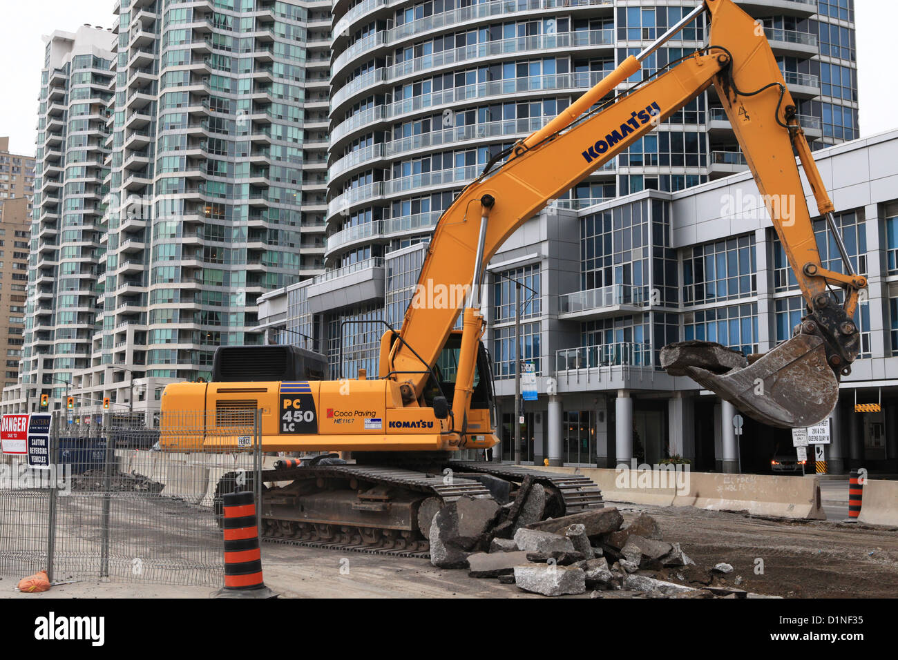 Komatsu excavator hi-res stock photography and images - Alamy