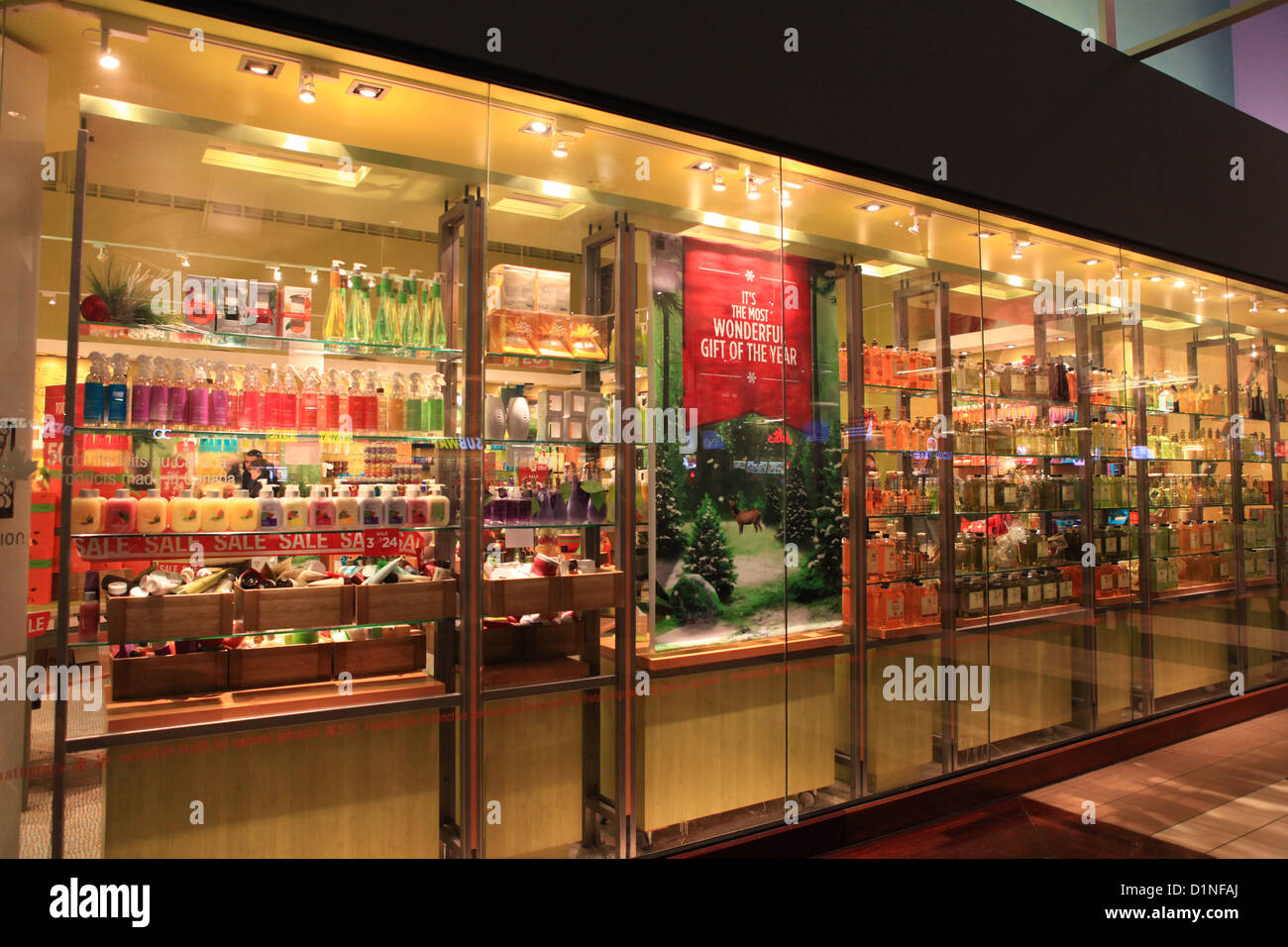 Fruits & Passion store in Vaughan Mills Mall during Boxing week sale in ...