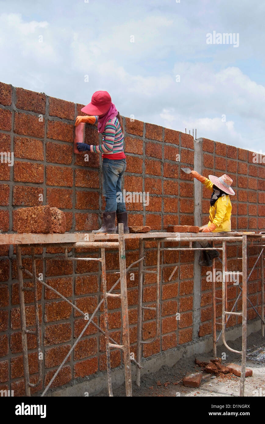Laterite brick building hi-res stock photography and images - Alamy