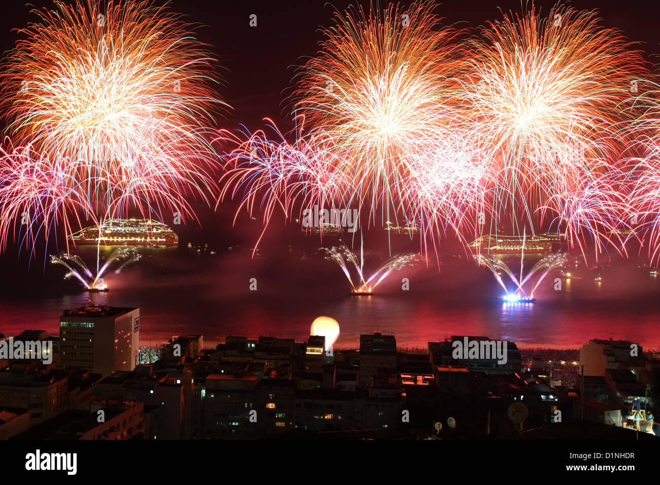 Rio fireworks hi-res stock photography and images - Alamy