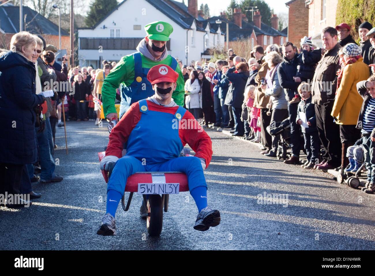 The 17th Sunninghill New Year Fancy Dress Wheelbarrow Race to raise ...