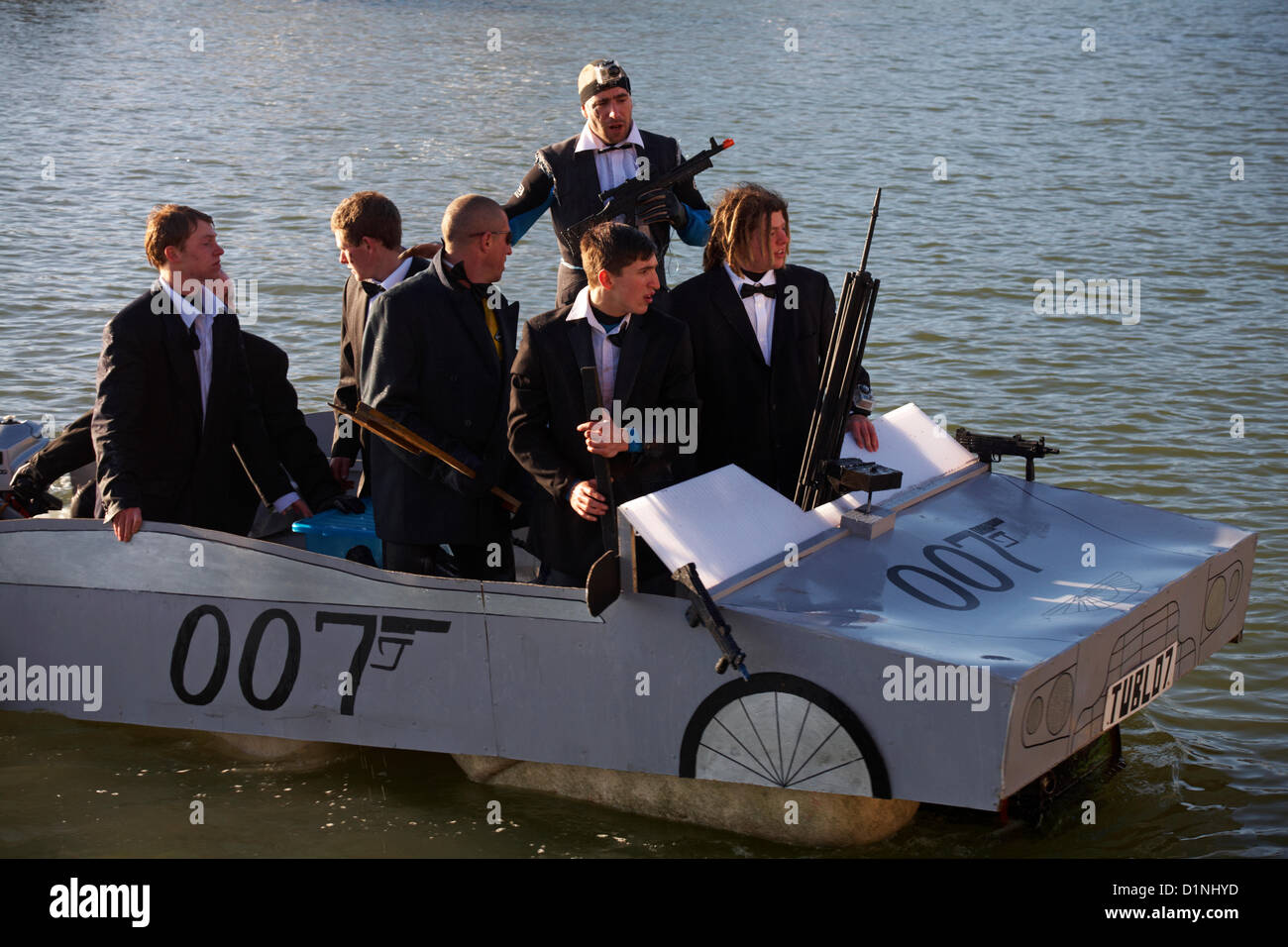 New Year’s Day Bath Race at Poole Quay, Dorset, UK New Years Day ...