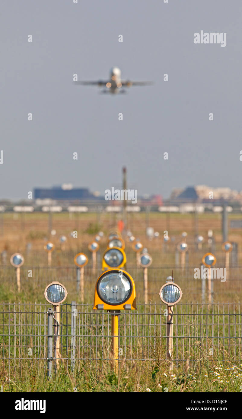 Startbahnen hi-res stock photography and images - Alamy