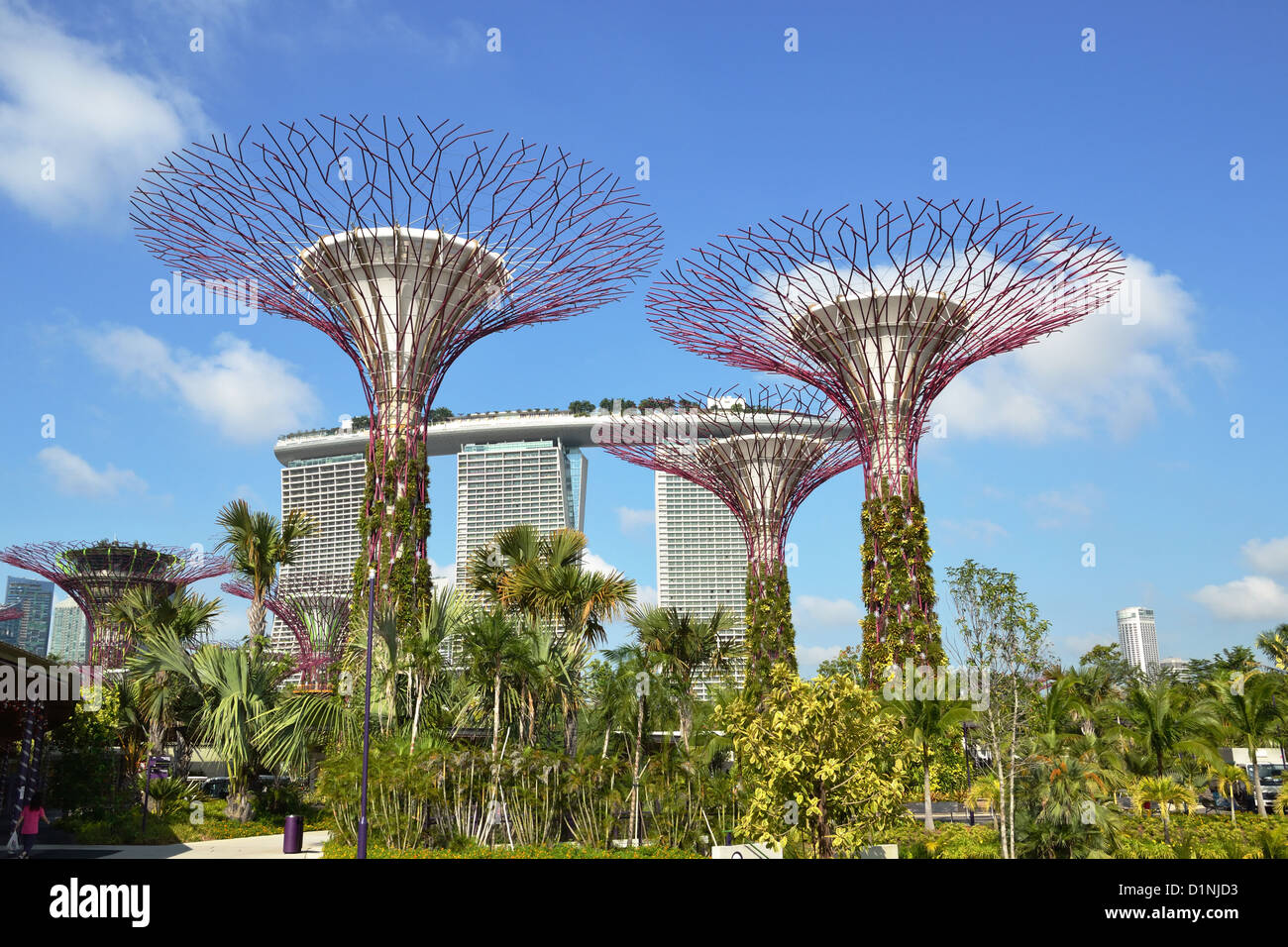Marina bay hotel gardens hi-res stock photography and images - Alamy