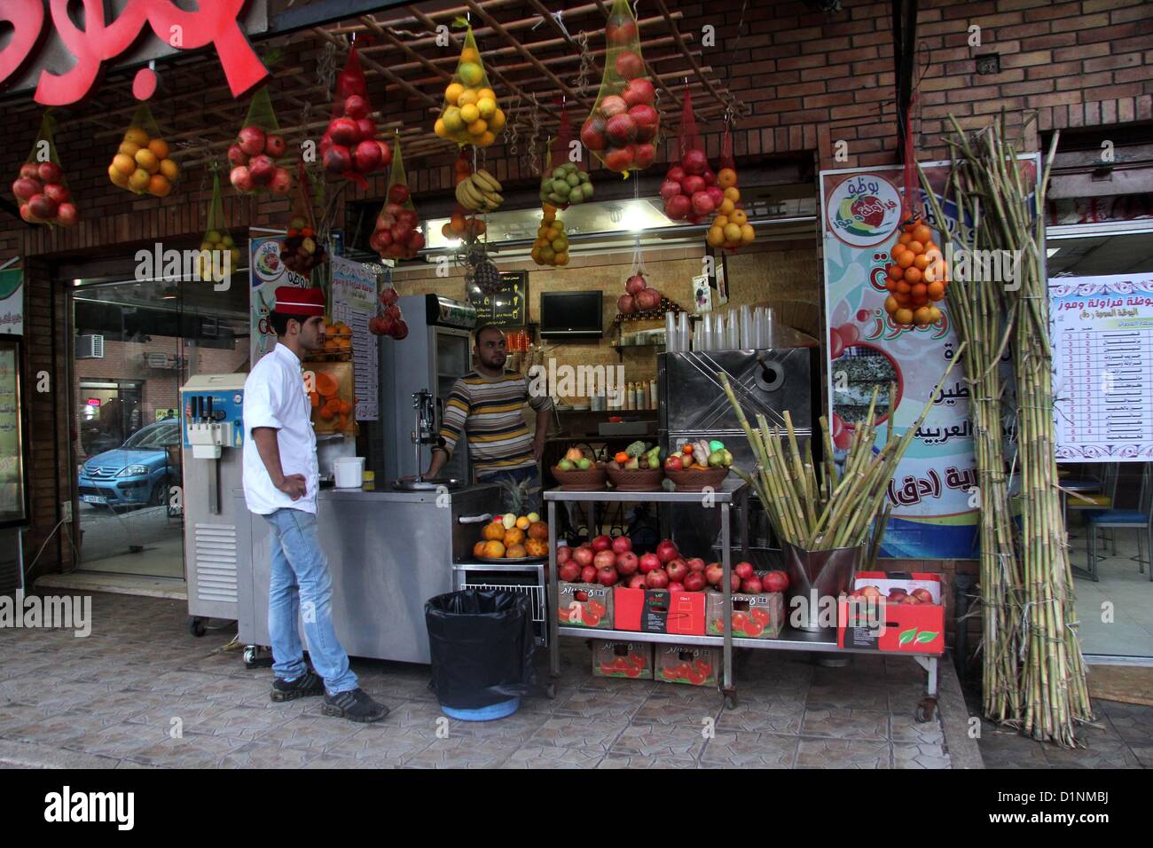 Jan. 1, 2013 - Gaza, Gaza Strip, Palestinian Territory - A Palestinian ...