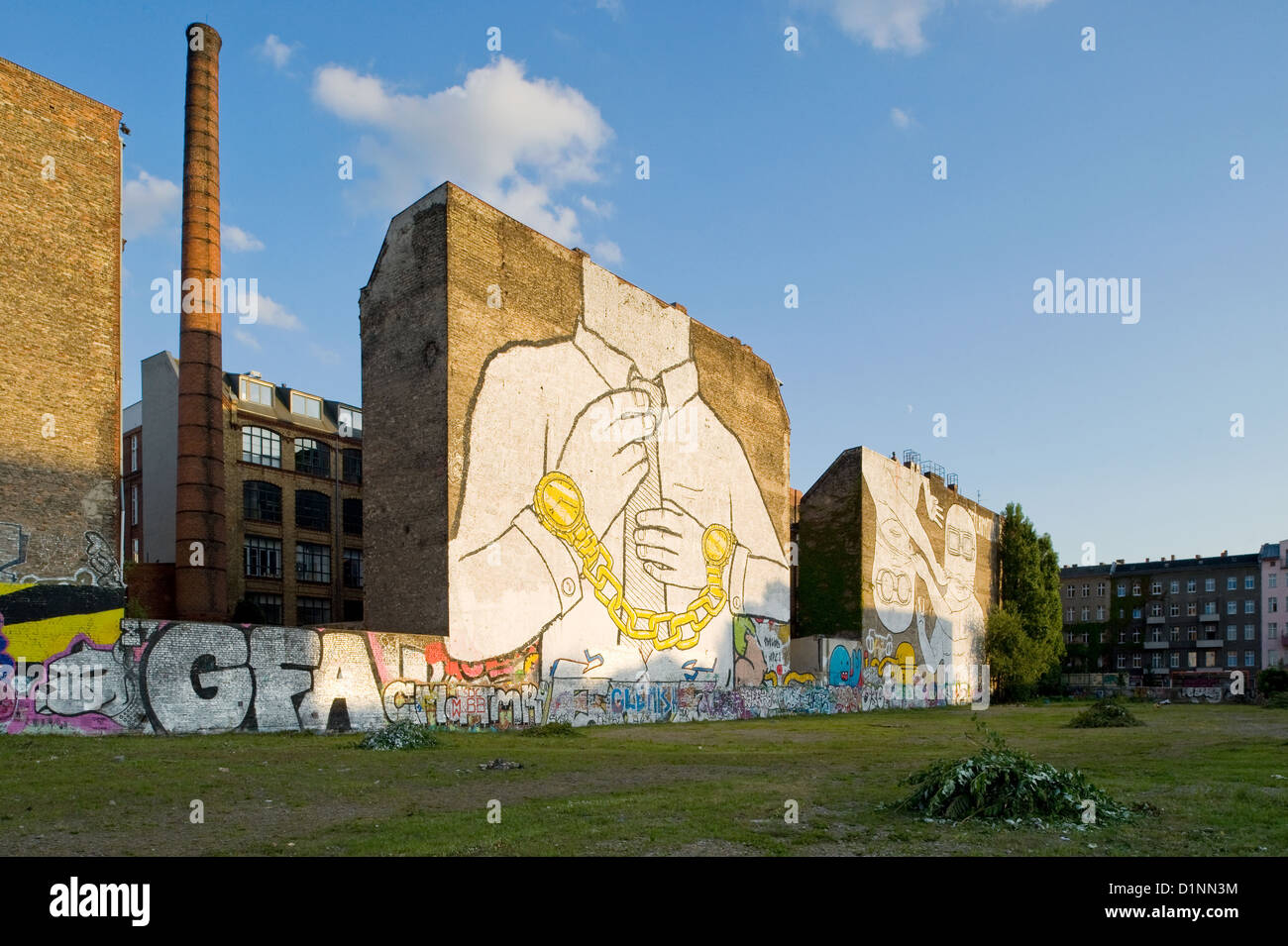 Fire brick firewall hi-res stock photography and images - Alamy