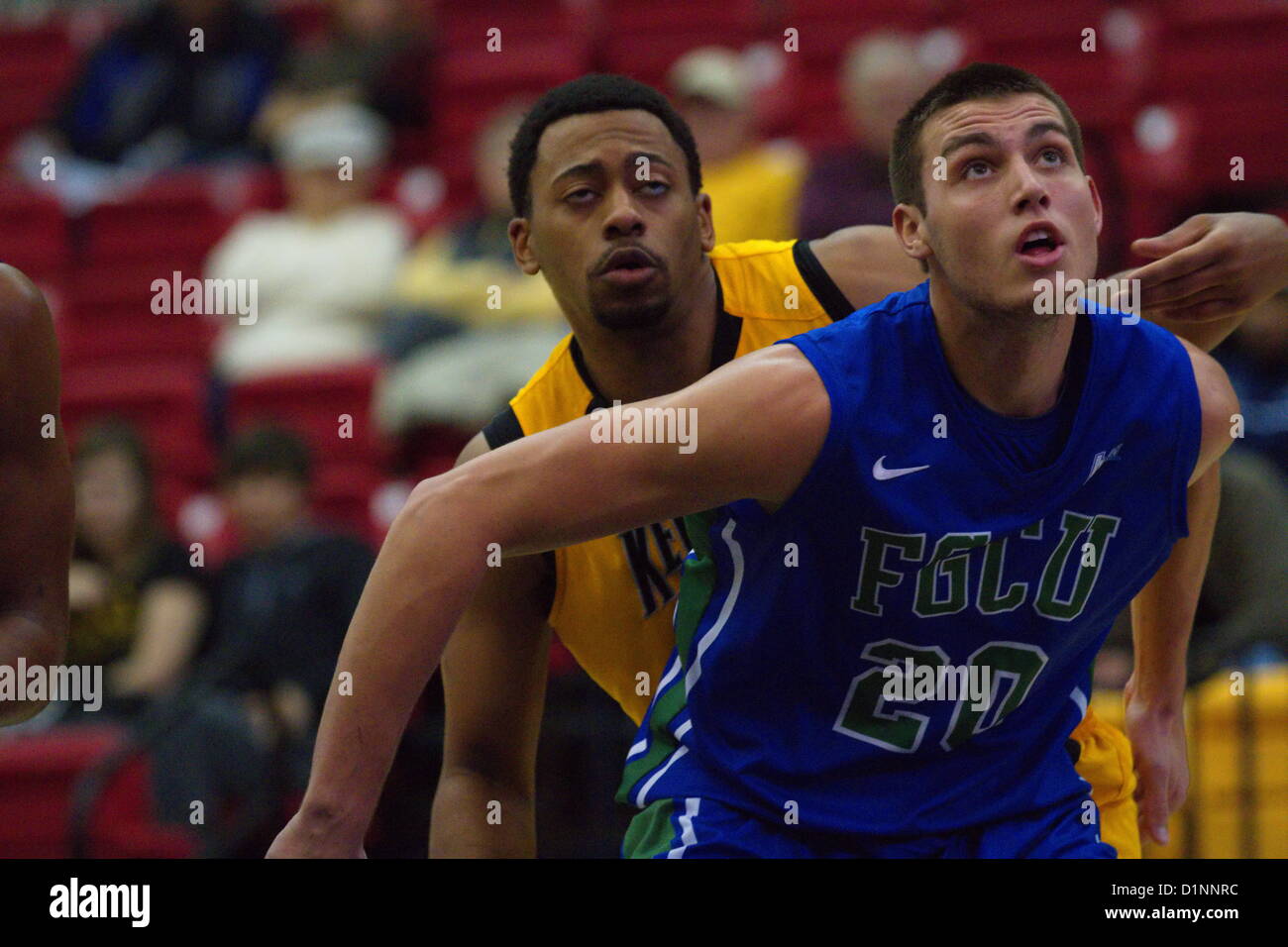 FGCU's Chase Fieler looks up at the basket waiting for a rebound during ...