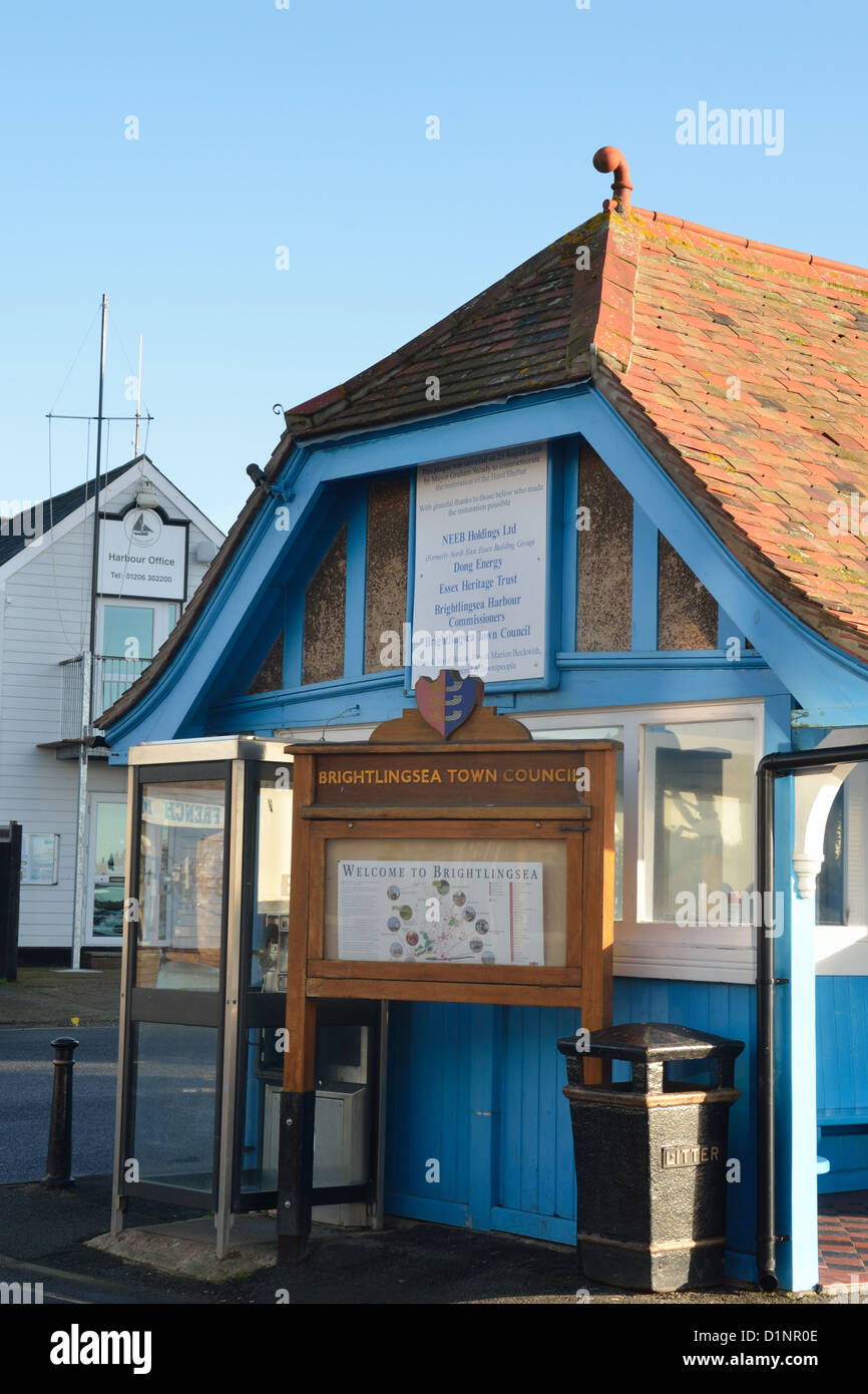 Council sign hi-res stock photography and images - Alamy