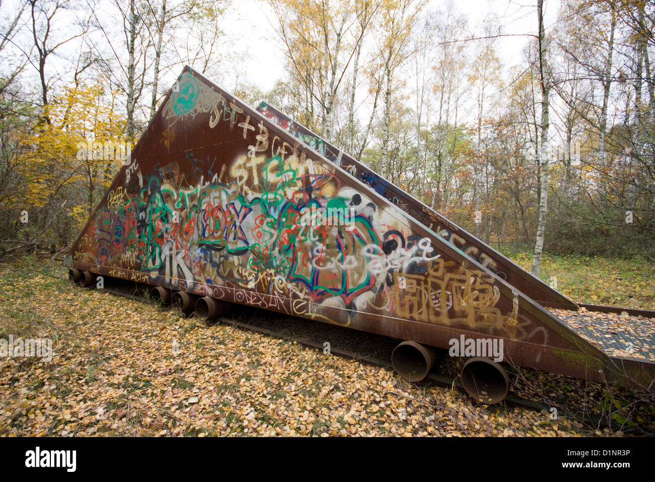 Autumn graffiti hi-res stock photography and images - Alamy