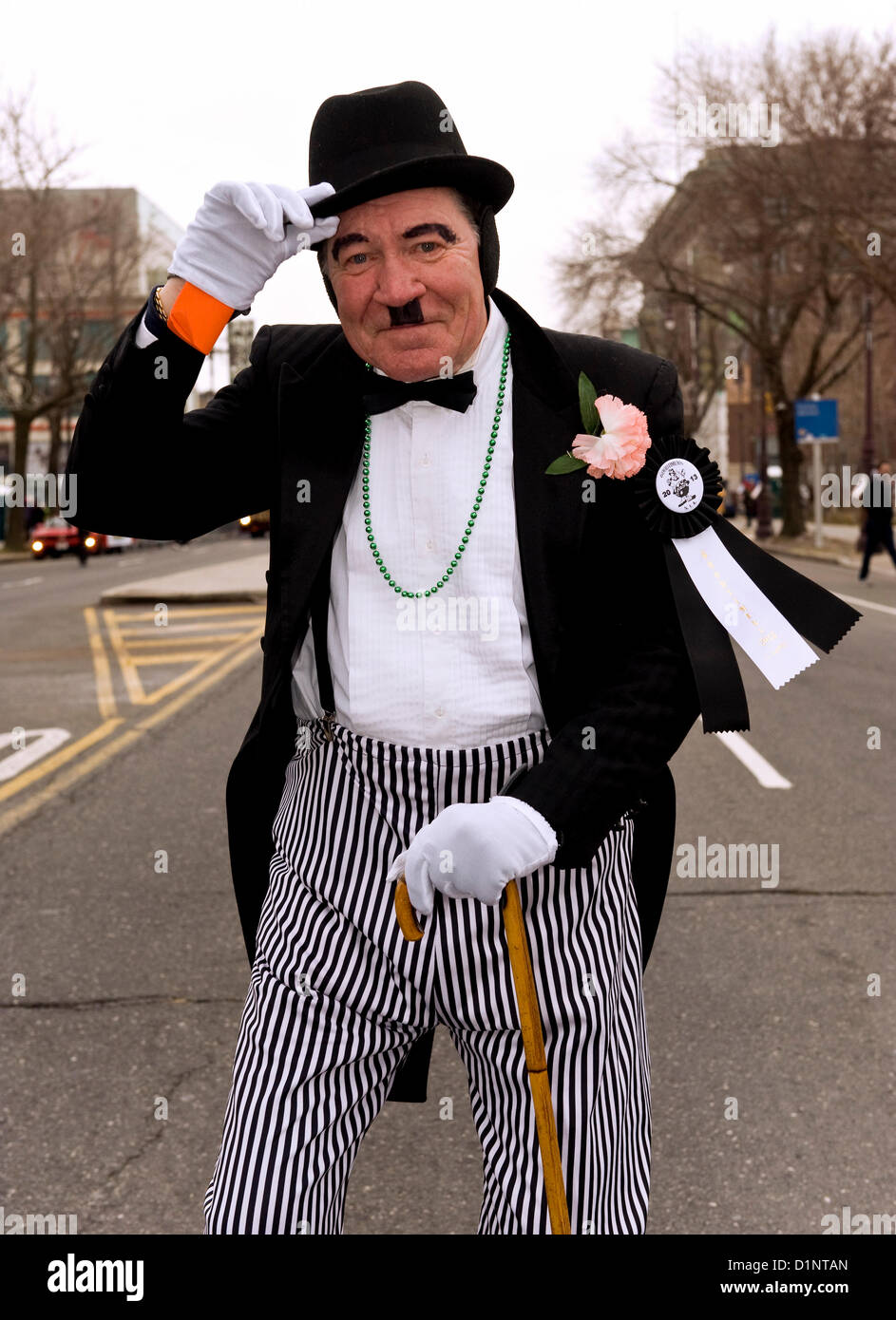 Jan. 01, 2013 - Philadelphia, PA, US - Bands in fanciful costumes march ...