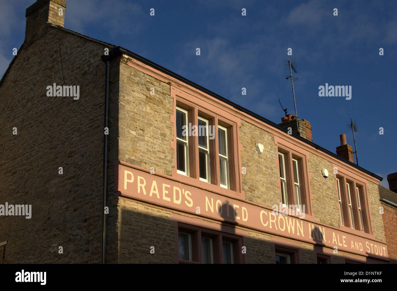 The Crown Inn in Grendon Northamptonshire Stock Photo - Alamy