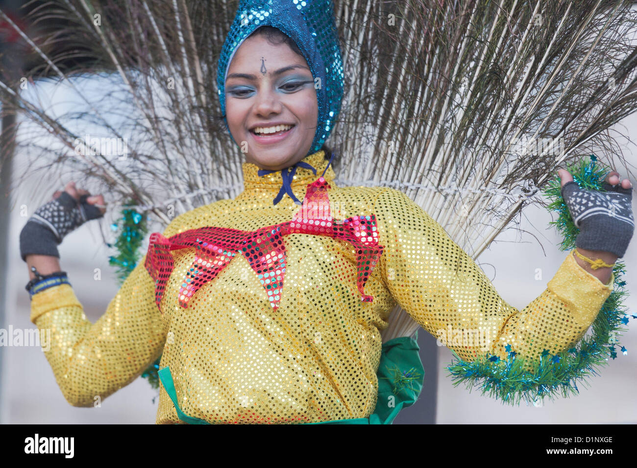 Uk cheerleaders no london hi-res stock photography and images - Alamy