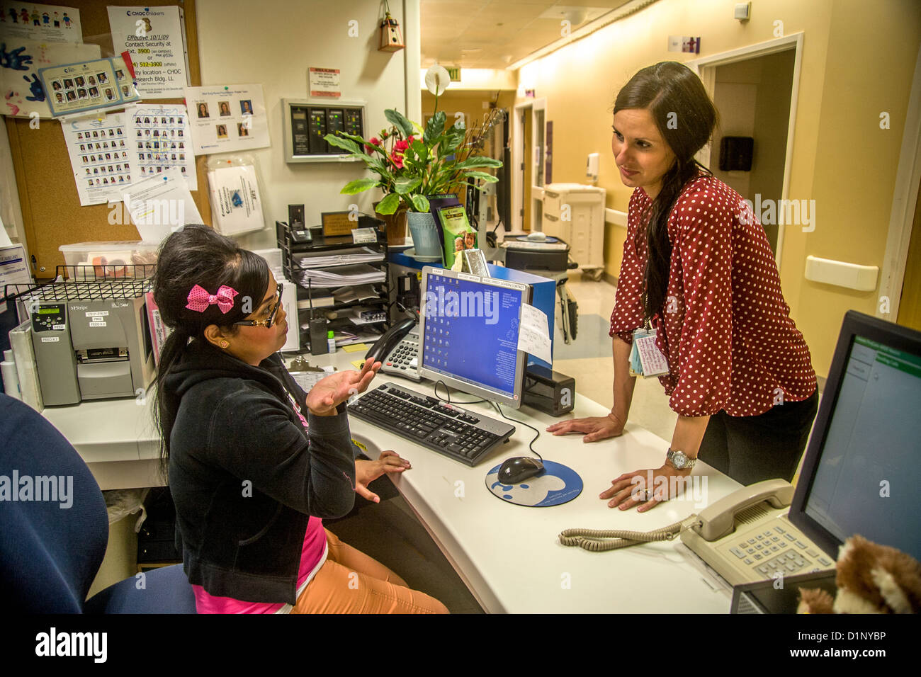 Charge nurse hi-res stock photography and images - Alamy