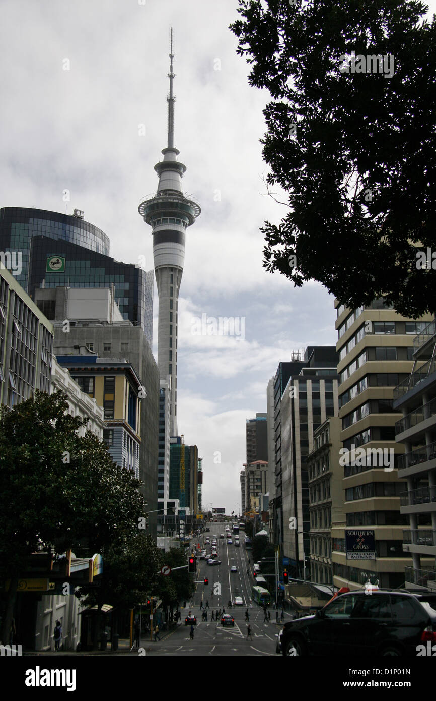 Auckland's landmark and new Zealand's tallest building, the Skytower ...