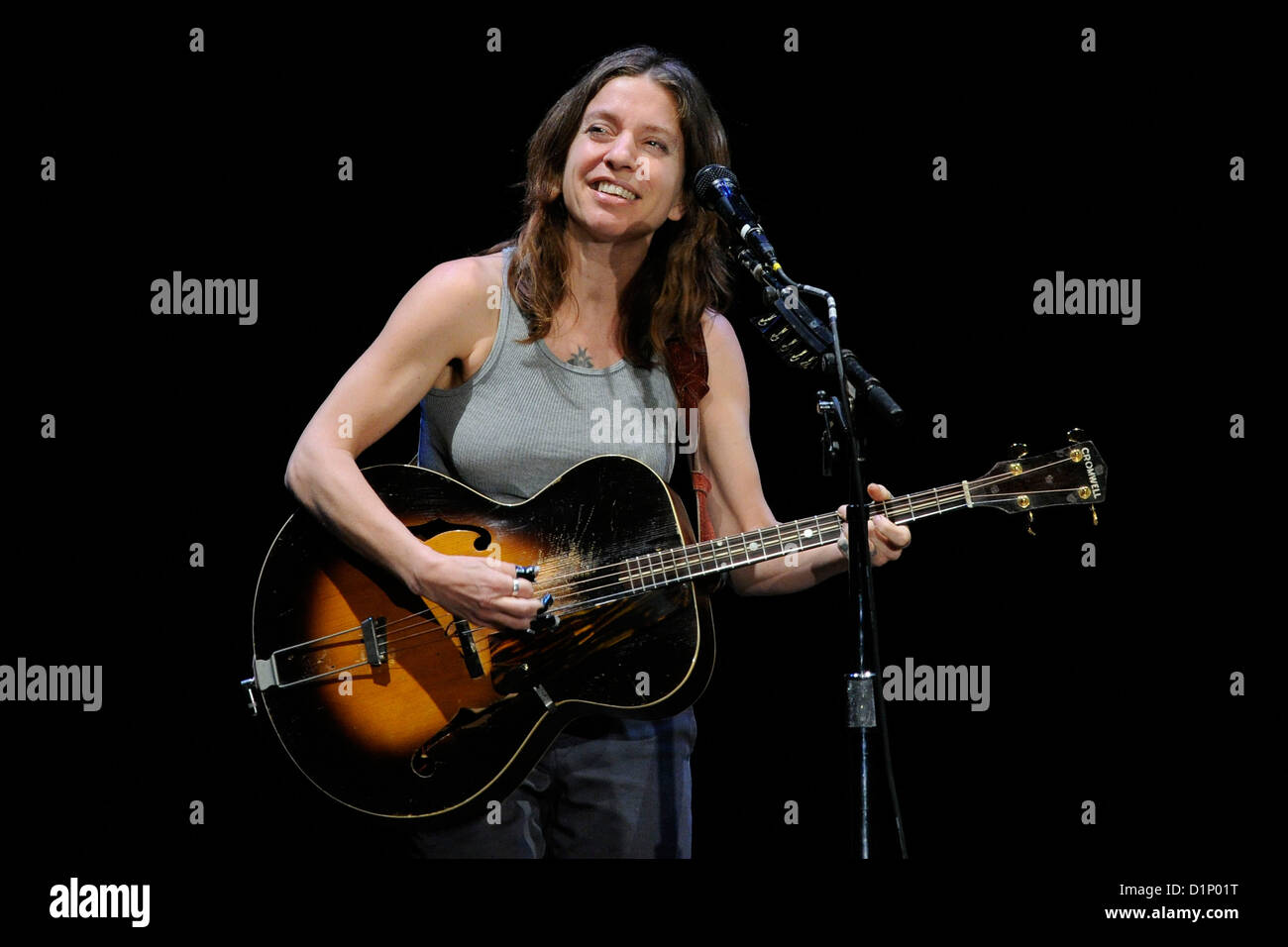 Ani difranco hi-res stock photography and images - Alamy