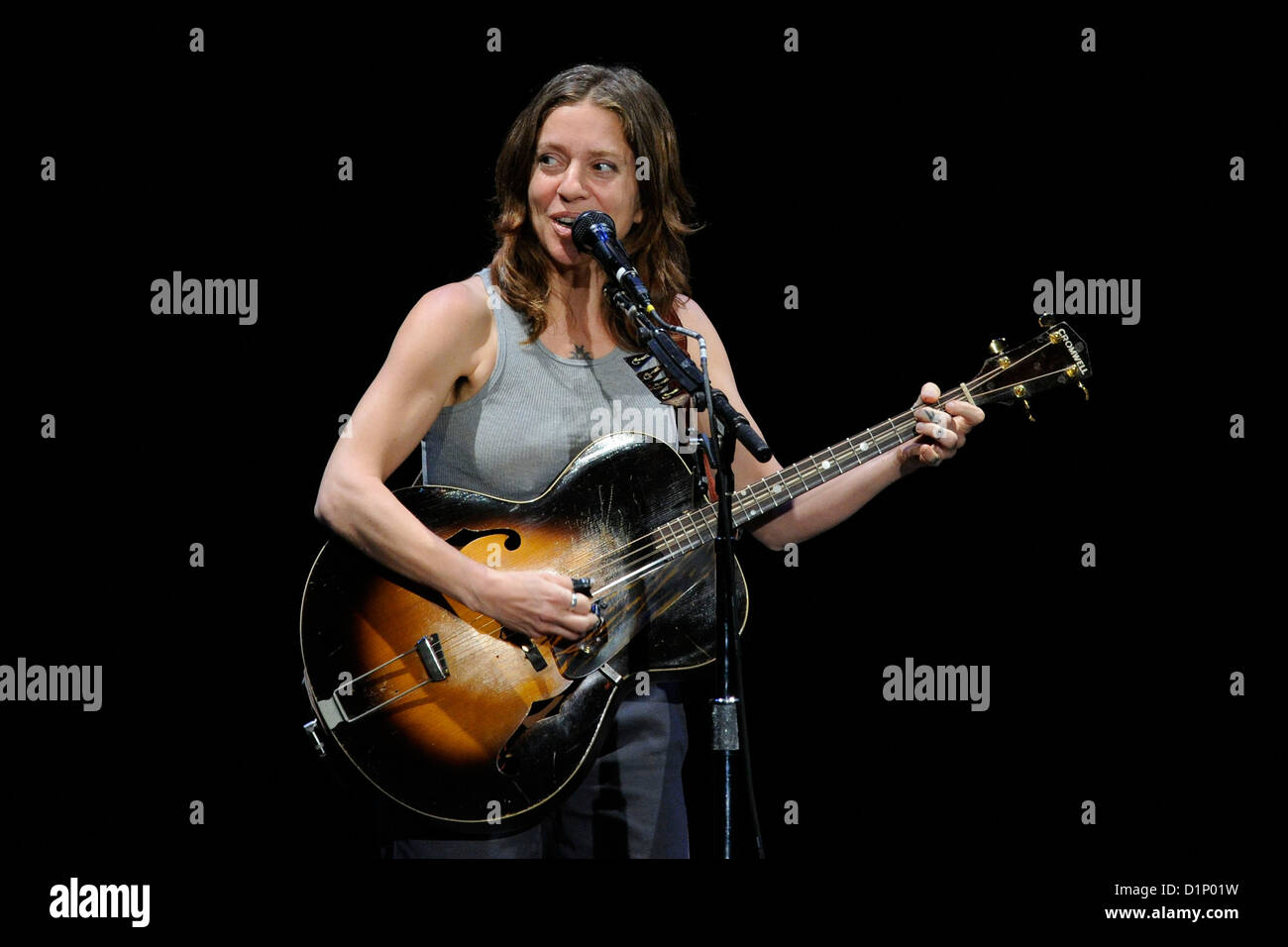 Ani difranco hi-res stock photography and images - Alamy