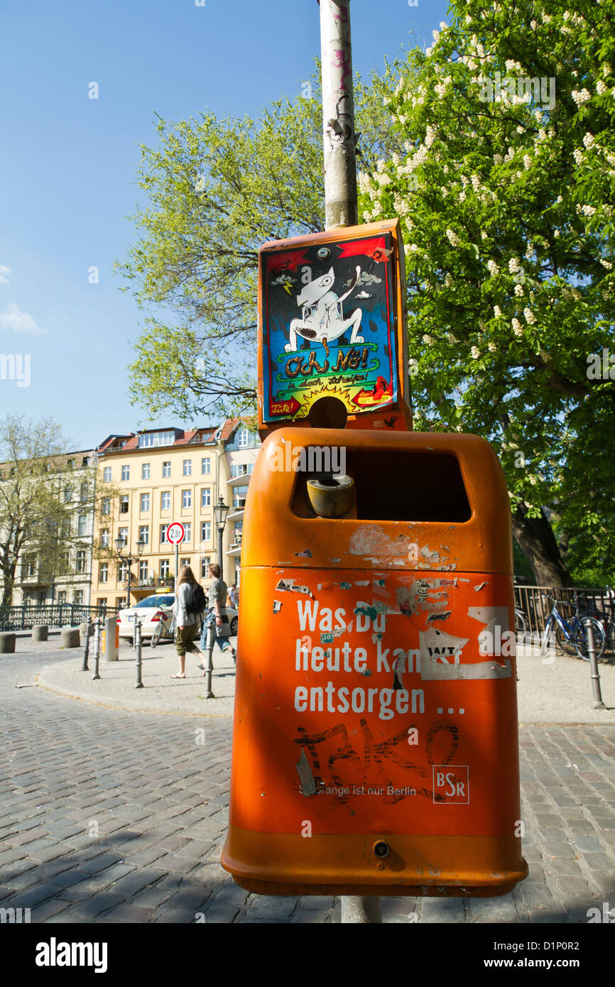 Waste bin berlin germany hi-res stock photography and images - Alamy